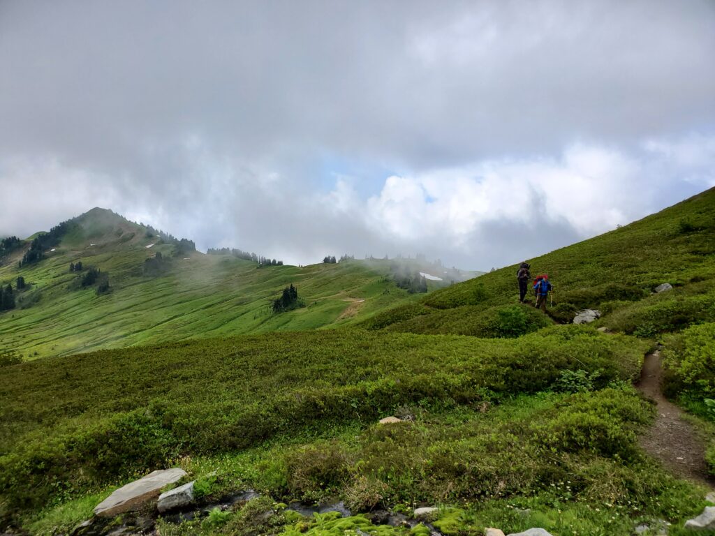 Glacier Peak 4 Day Climb | Northwest Alpine Guides